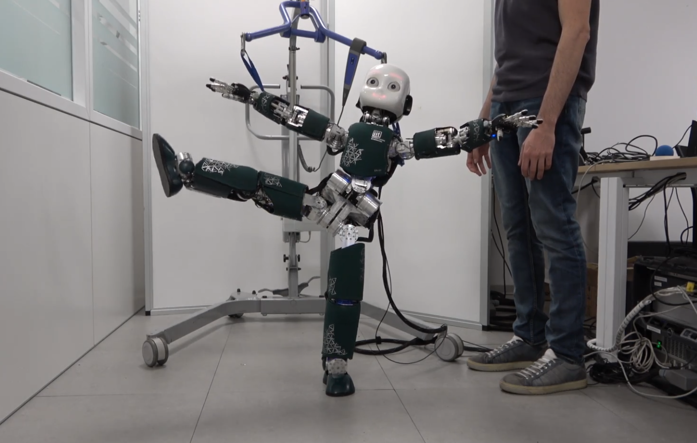 🔨 Whole-Body-Controllers | Gabriele Nava